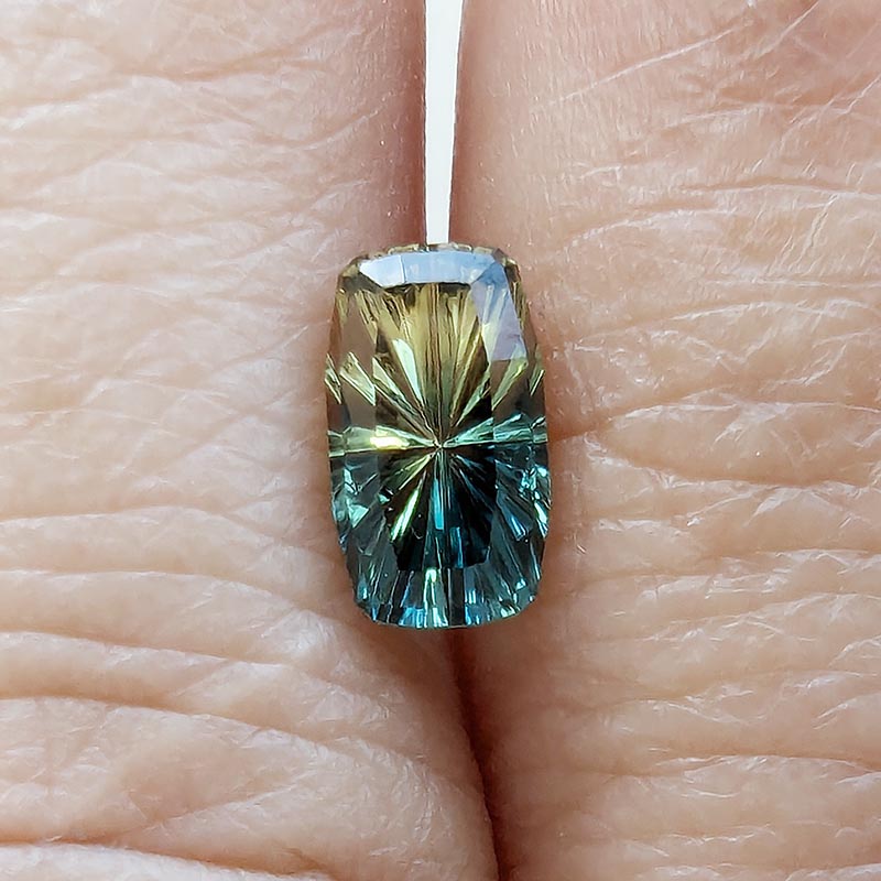 Parti Color Australian Sapphire Starbrite™ Cut 1.27 carats | John Dyer Gems