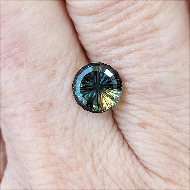 Parti Color Australian Sapphire Starbrite™ Cut 1.49 carats | John Dyer Gems